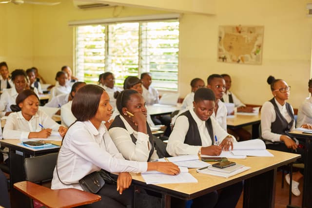 WAVECREST COLLEGE OF HOSPITALITY | ADMISSION